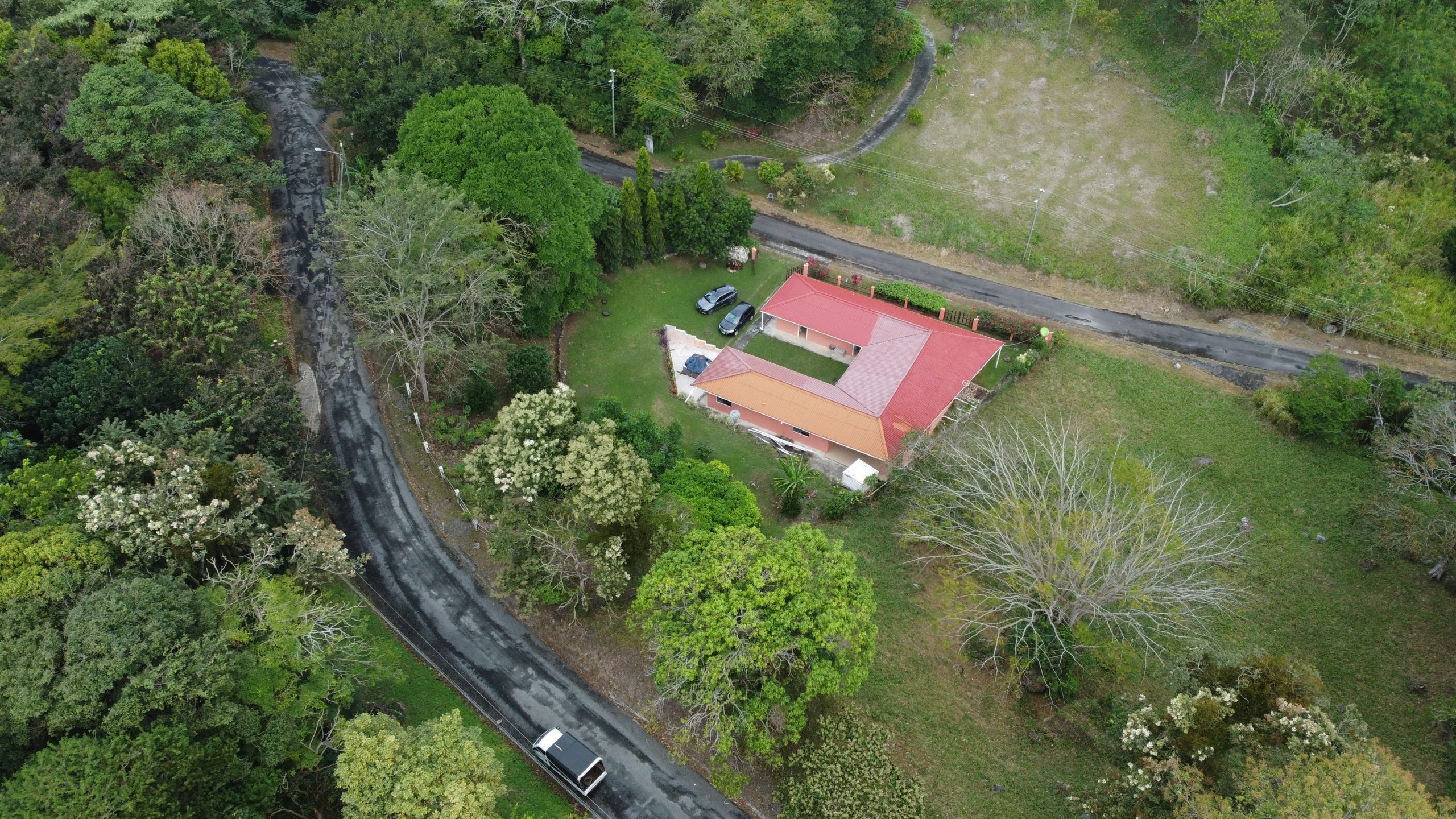 Move-in ready House Surrounded by Nature in Altos de Maria P-0126 ...